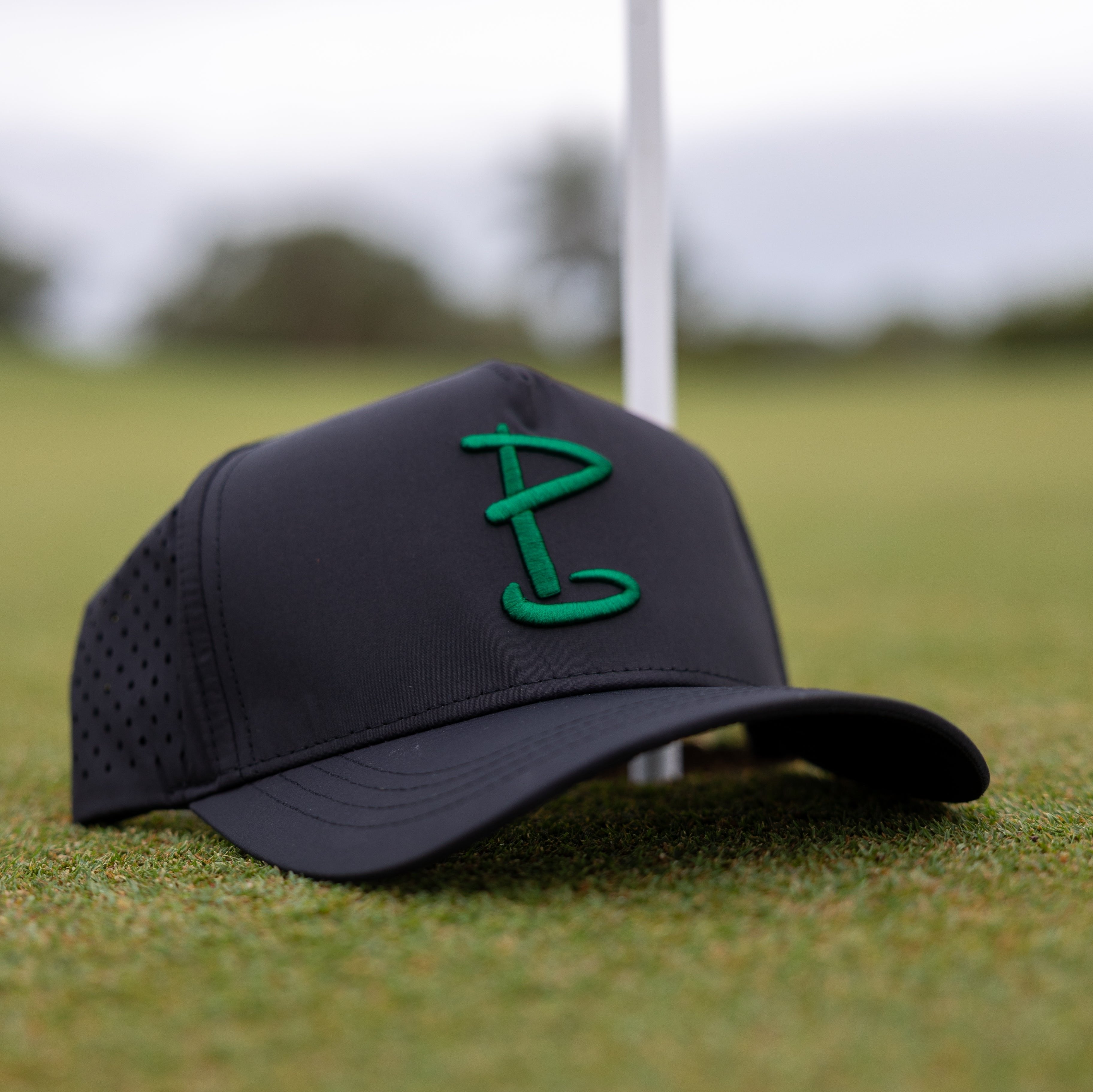Black & Green Icon Cap– Punters Golf NZ